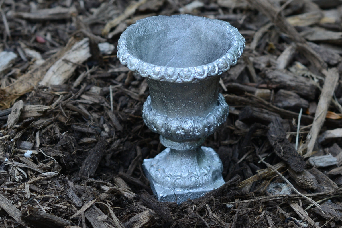 Elegant Mini Planter Pewter